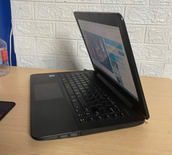 Laptop ASUS X454L i3-5005U, Ram 4G, Ổ SSD 128GB 14' HD